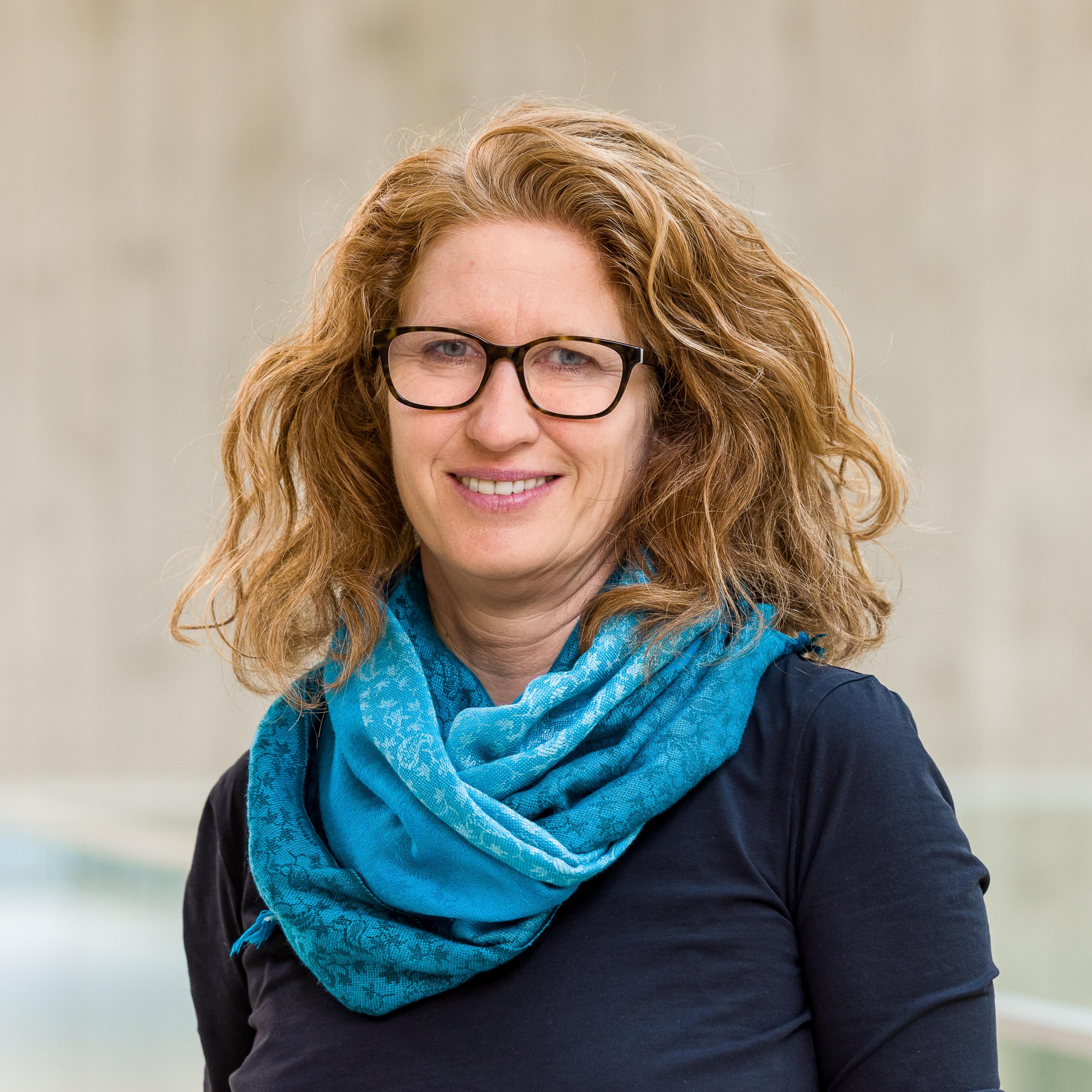 Prof. Dr. Bettina Merlin