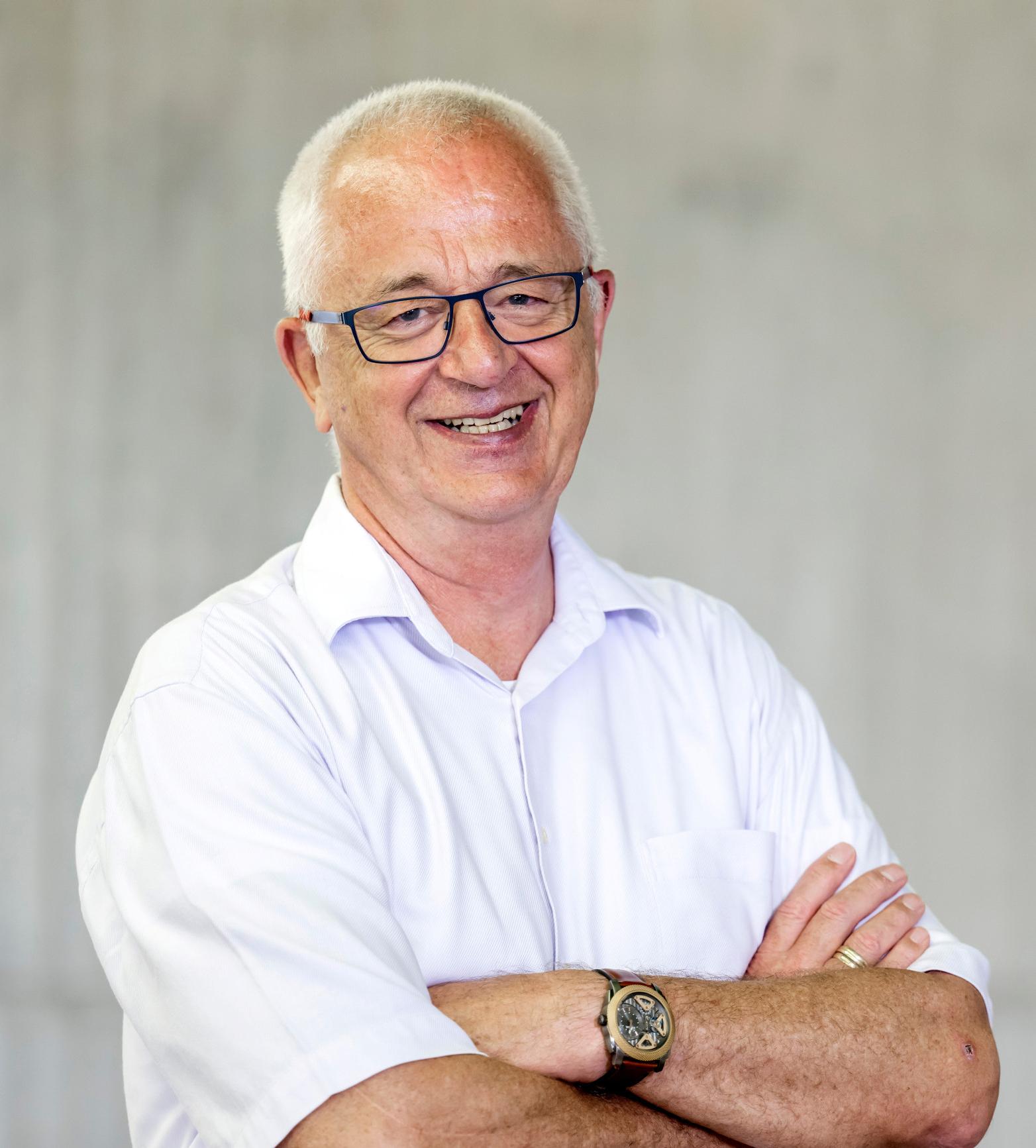 Prof. Dr.-Ing. Tomas Benz